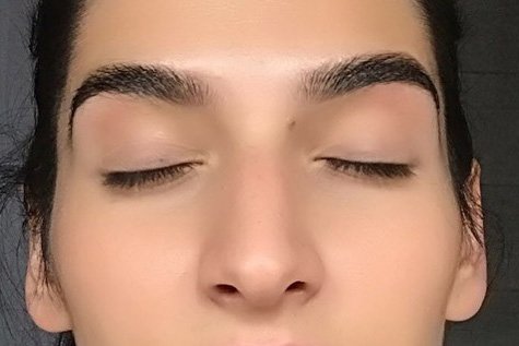 Natural-looking eyebrow lamination and tinting